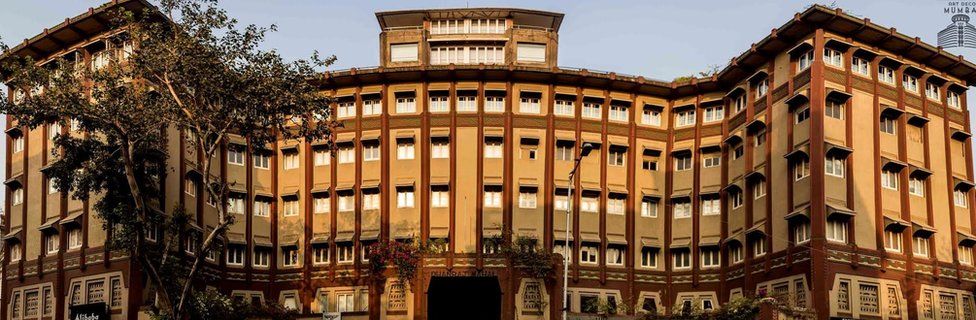 The battle to save Mumbai's art deco buildings - BBC News