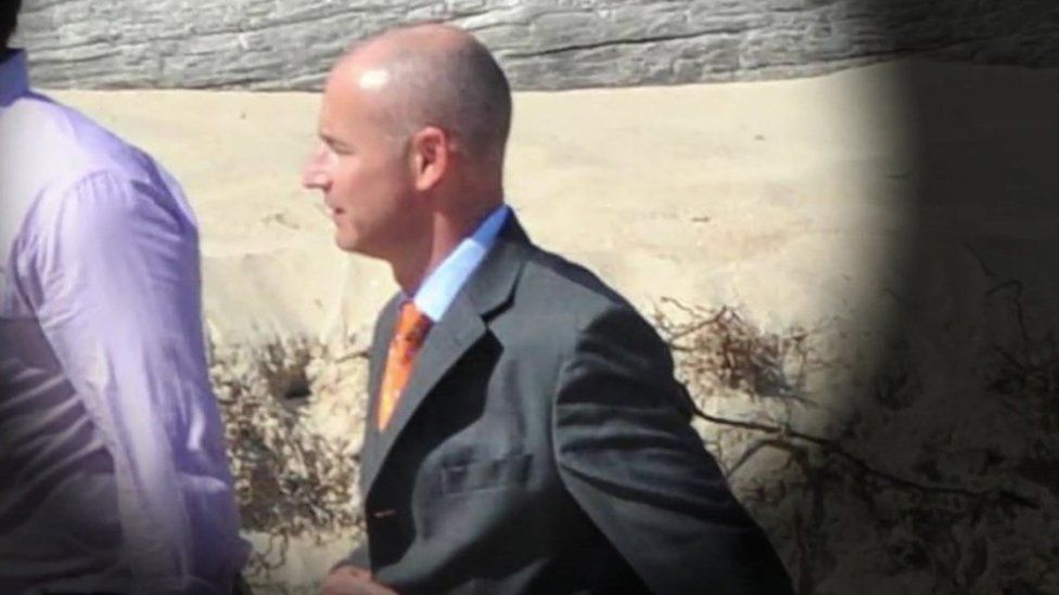 Kenyan exonerated over UK tourist David Tebbutt's murder - BBC News