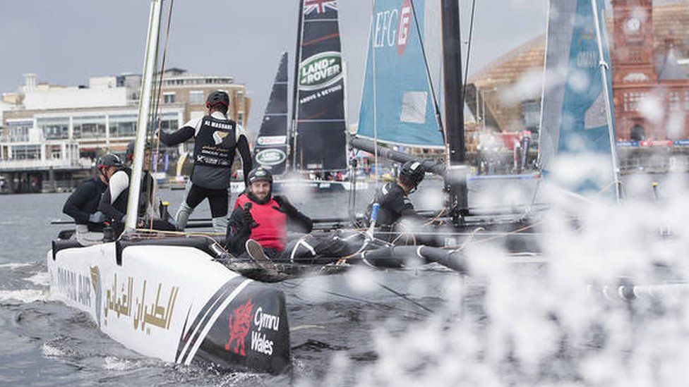 Extreme sailing racing takes to water in Cardiff Bay - BBC News