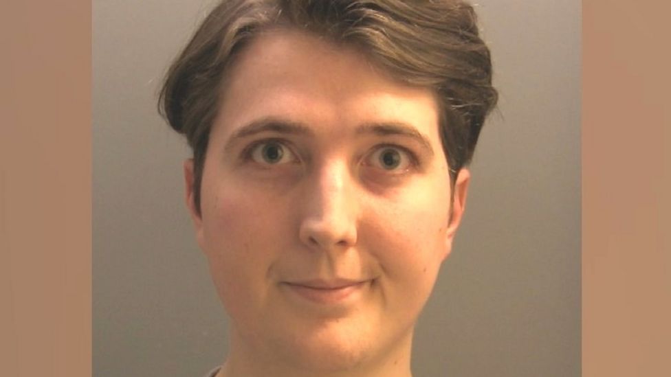 Kendal Boots stabbing: 'Smirking' knifeman jailed for attack - BBC News