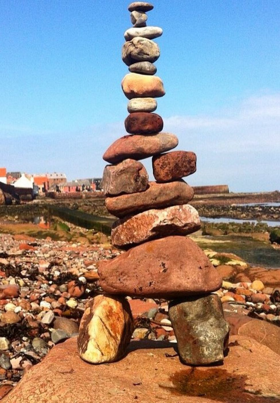 Stone balancing artists urged to enter competition - BBC News