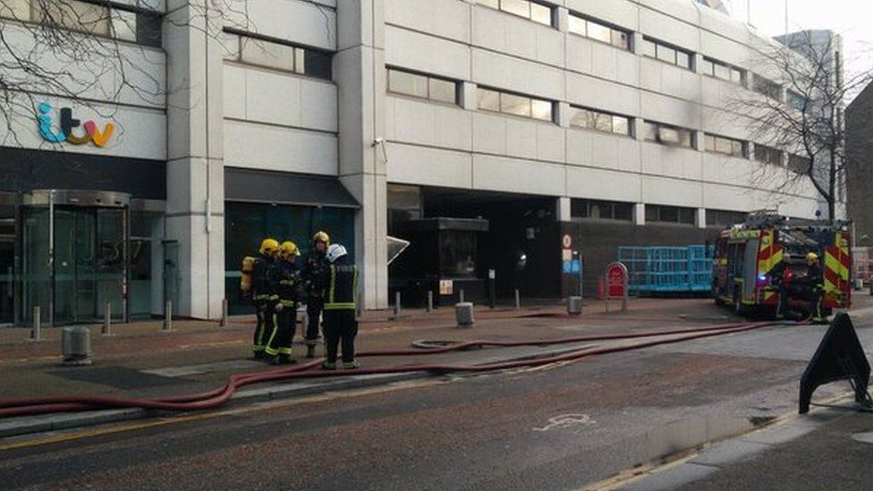 Fire halts Good Morning Britain broadcast - BBC News