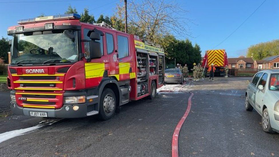 Ripley: Homes evacuated after explosion at substation - BBC News