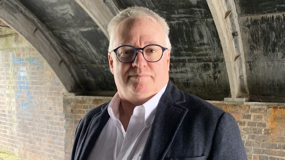 Bath Philharmonia music scheme benefits young people - BBC News