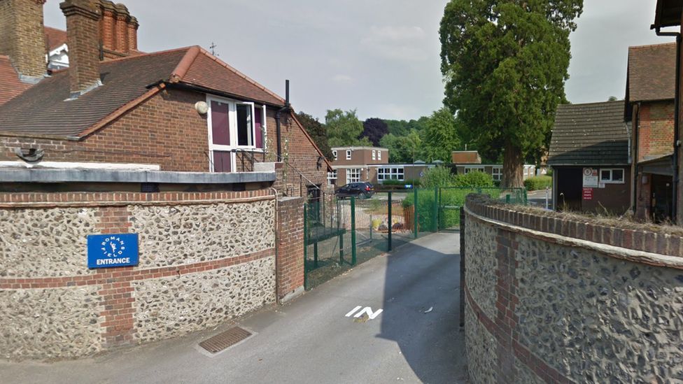 Teacher banned for watching porn at Roman Fields School - BBC News