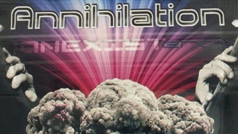 Legal high warnings after five Rochdale men take ill - BBC News