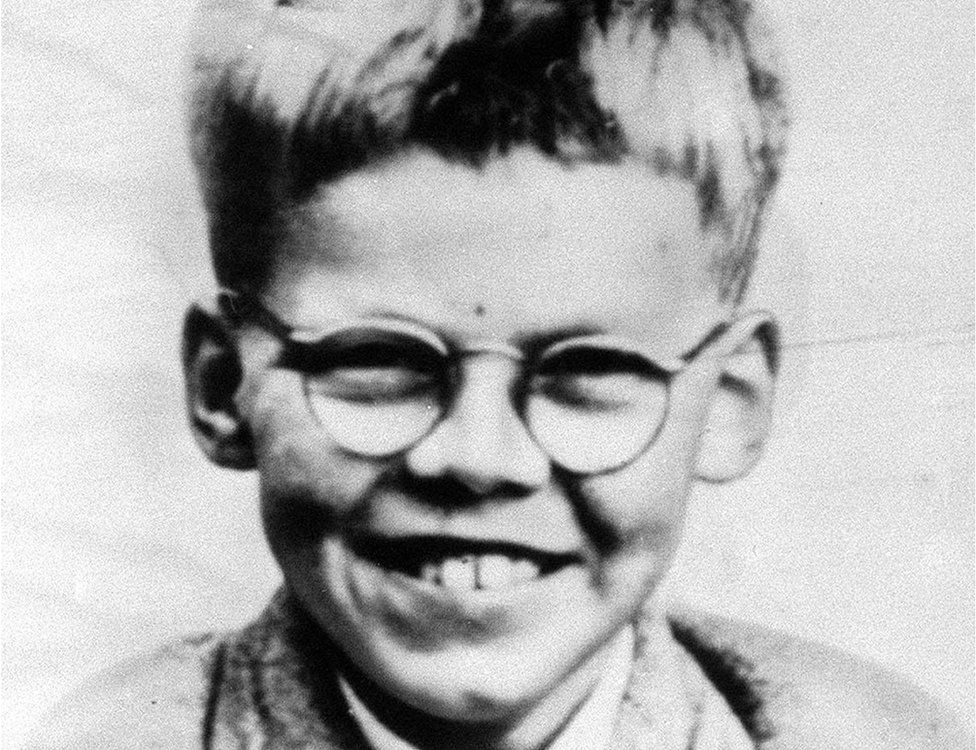 John Kilbride's Instagram, Twitter & Facebook on IDCrawl