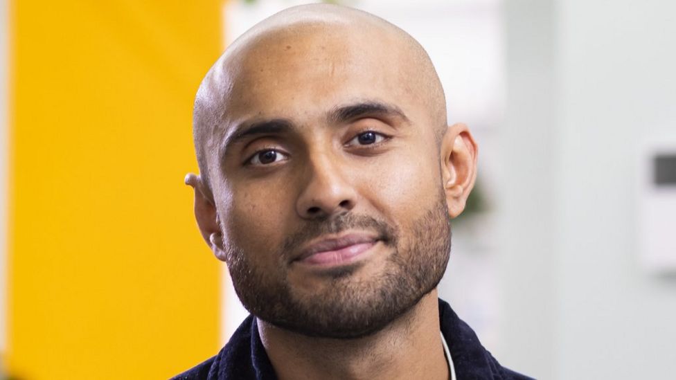 HMRC will close tax helpline for half the year - BBC News