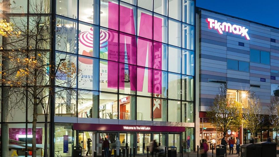 Frasers Group buys Luton Mall shopping centre for £58m - BBC News
