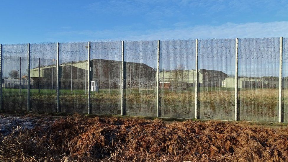 HMP Lindholme inmates placed orders for drugs, court hears - BBC News
