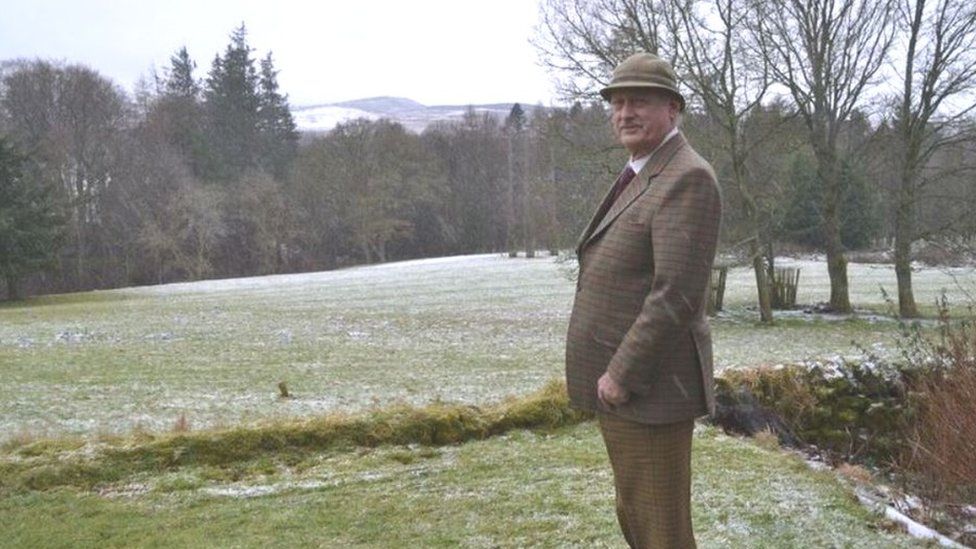 Sculpture bigger than The Angel of the North rival planned - BBC News