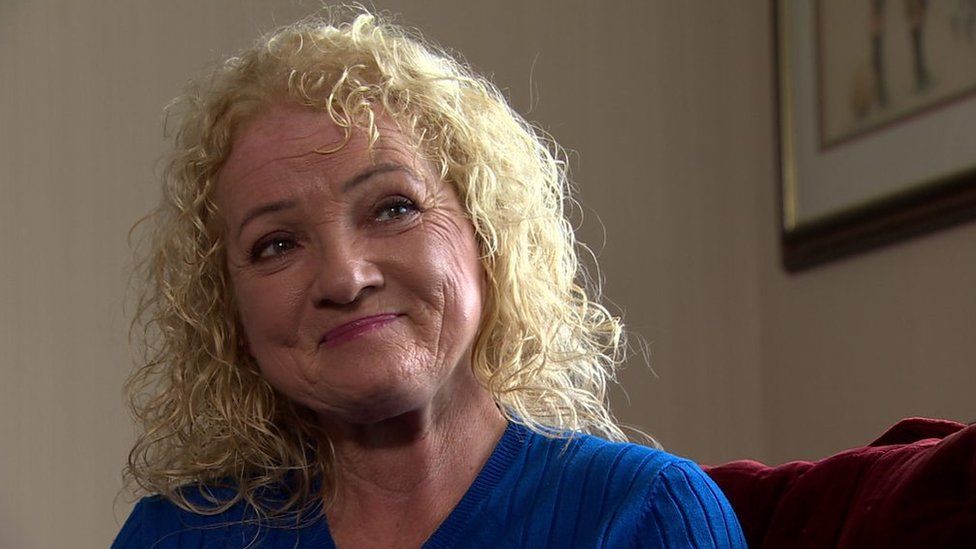 NI Thalidomide victim hits out at German 'U-turn' - BBC News