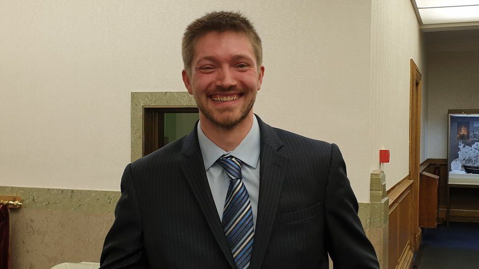 SNP regain overall control of Dundee City Council - BBC News