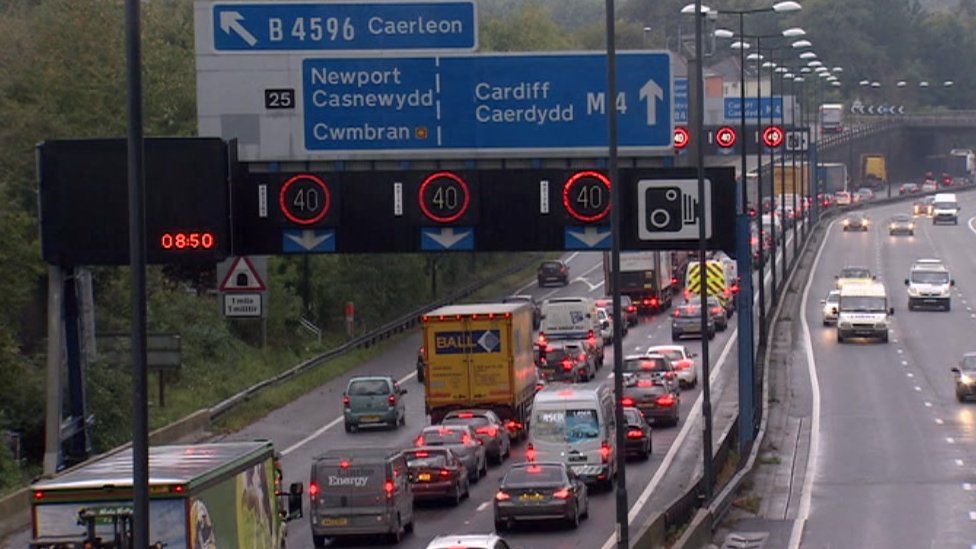 Easter warning as one million cars set for Welsh roads - BBC News