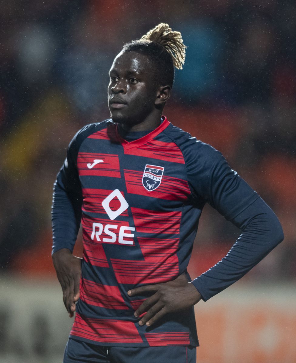 Akio departs County for undisclosed fee - BBC Sport