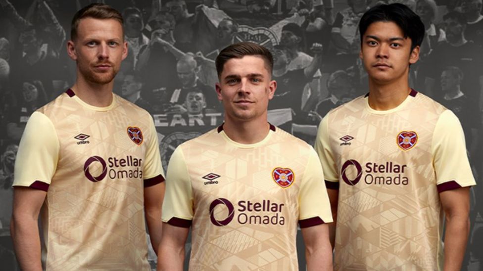 Hearts unveil away kit - BBC Sport
