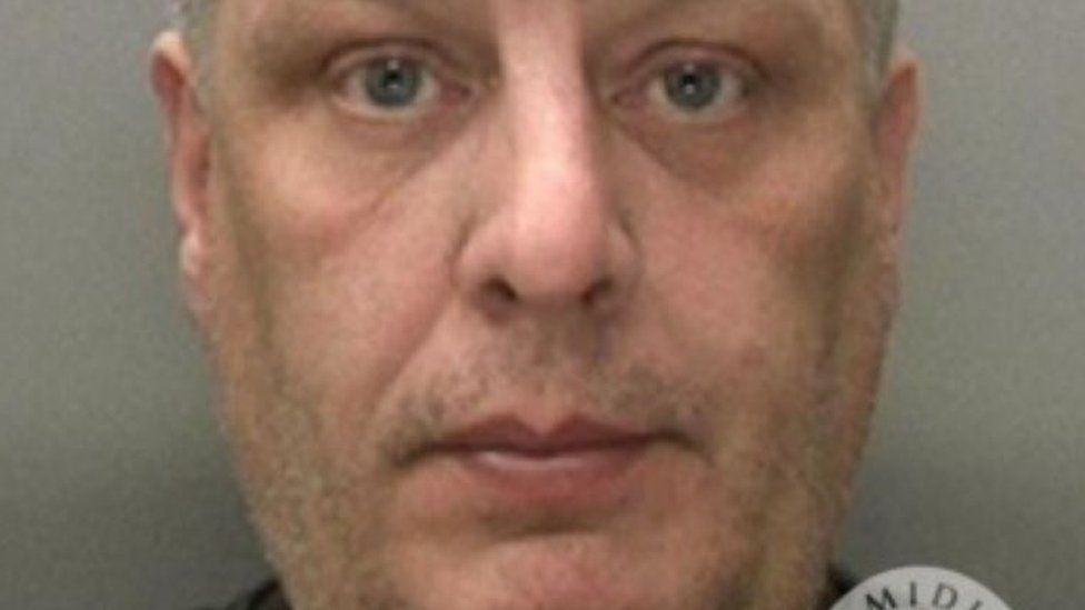 Birmingham carjackings: Man who targeted female drivers jailed - BBC News