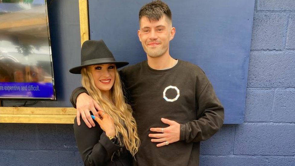 Winchester: Victim of allegedly unprovoked attack calls for probe - BBC ...