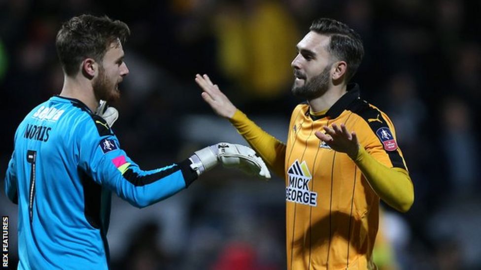 Greg Taylor: Cambridge United defender signs contract extension - BBC Sport