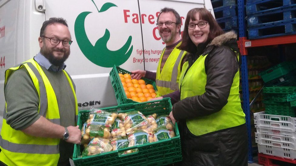 FareShare Cymru's 1.5 million meals from surplus food - BBC News