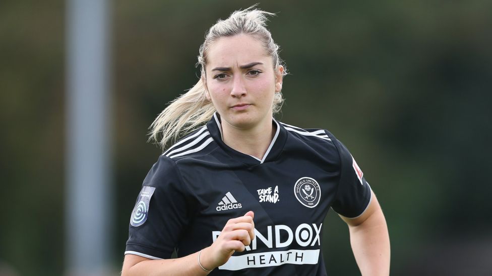 Maddy Cusack: Footballer faced pressures before death, family say - BBC ...