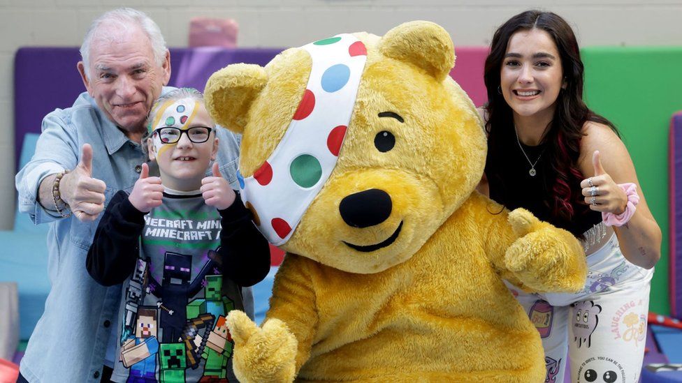 Children in Need: 'Women's centre supported me in chaotic time' - BBC News