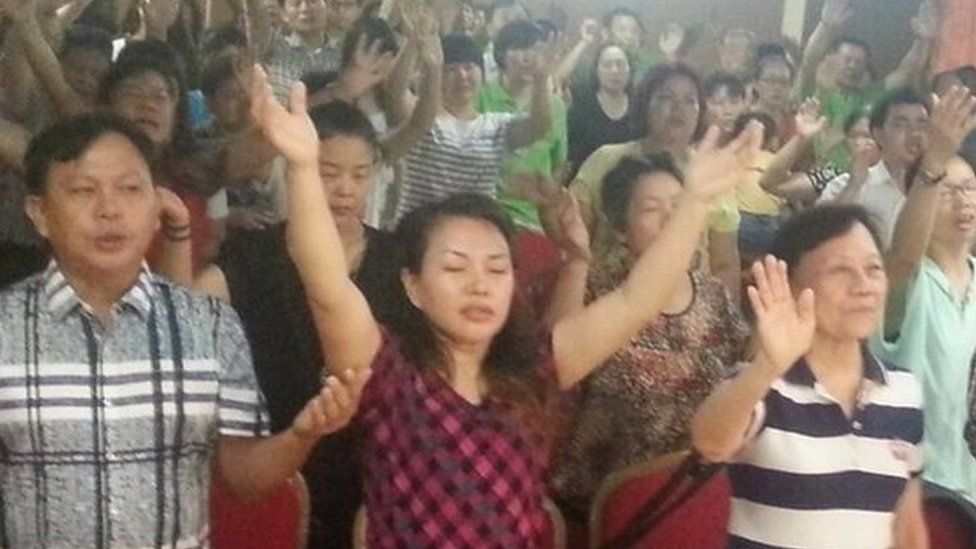 US urges China to free Christian activists and lawyers - BBC News