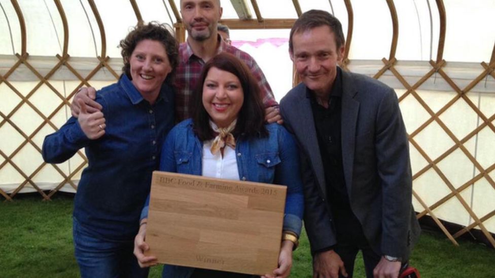 Why are our professional kitchens still male dominated? - BBC News