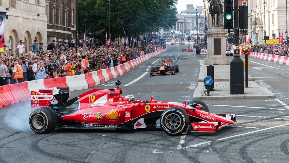 From parks to docks - 85 years of the London Grand Prix - BBC News