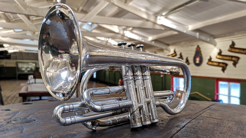 Rediscovered WW1 cornet to sound Last Post on Remembrance Sunday - BBC News