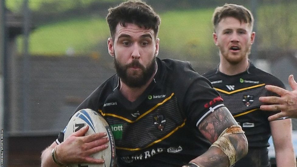 Jake Lloyd: Cornwall forward signs new two-year contract - BBC Sport
