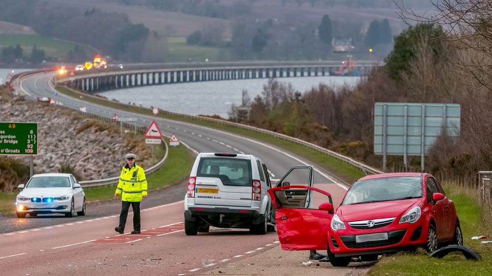 Driver badly injured in crash on A9 near Cromarty Bridge - BBC News