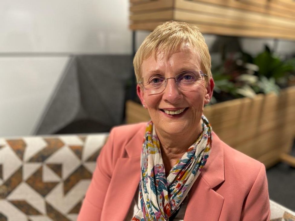 NHS 75: Rapid increase in staff needed, Welsh chief says - BBC News