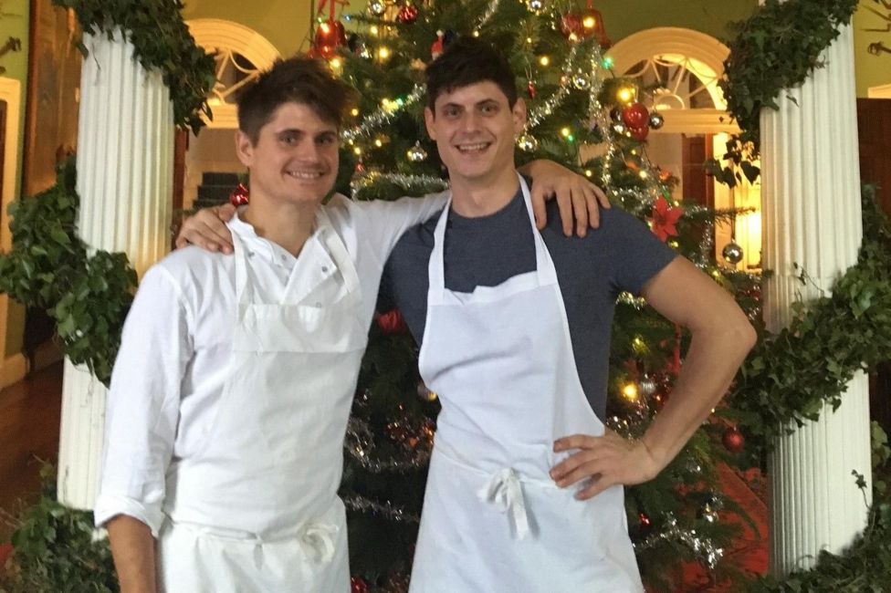 Aylsham chef reveals Taylor Swift's Christmas favourite meal - BBC News