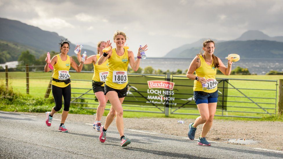 High road: Images from Loch Ness Marathon and running fest - BBC News