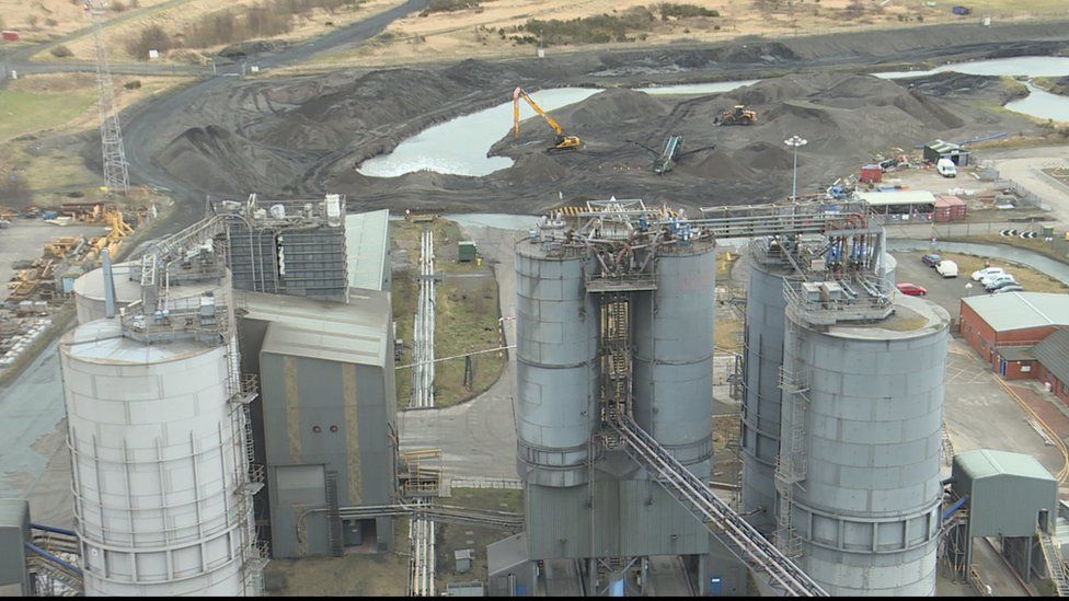 Longannet switch-off ends coal-fired power production in Scotland - BBC ...