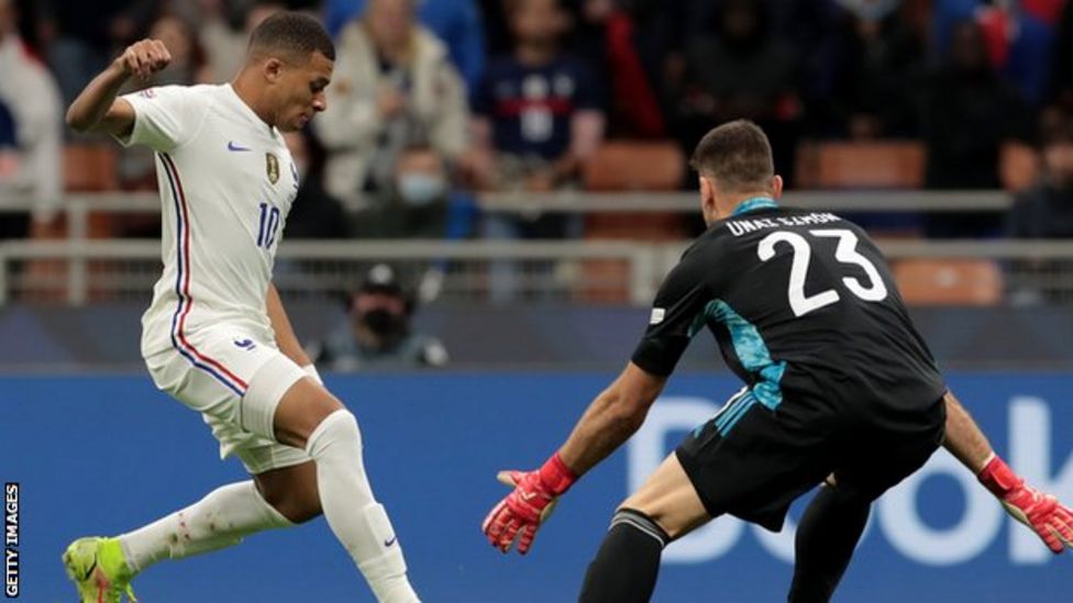 Uefa referees boss calls for offside rule clarity after contentious ...