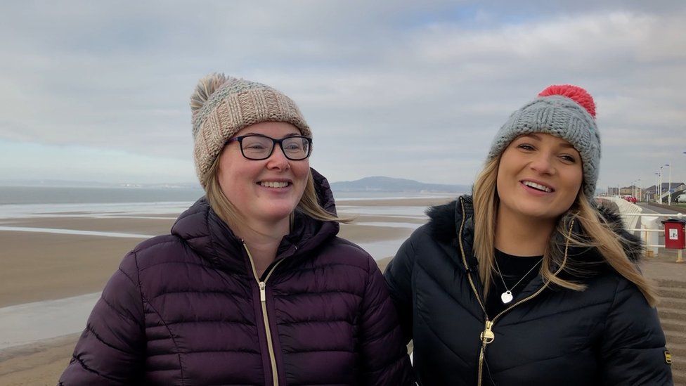 Port Talbot yn boblogaidd gyda phrynwyr tai - BBC Cymru Fyw