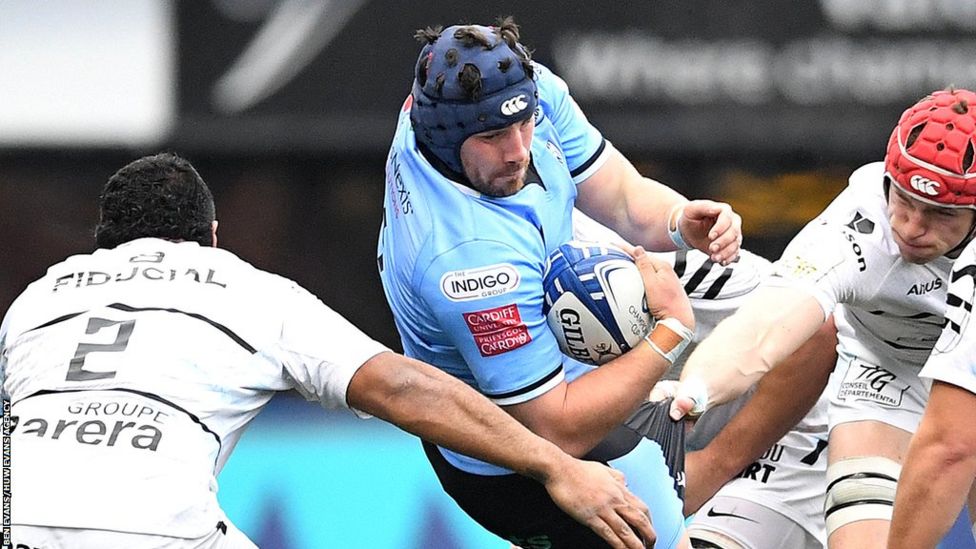 Alun Lawrence: Back row rejoins Cardiff after Jersey Reds fold - BBC Sport