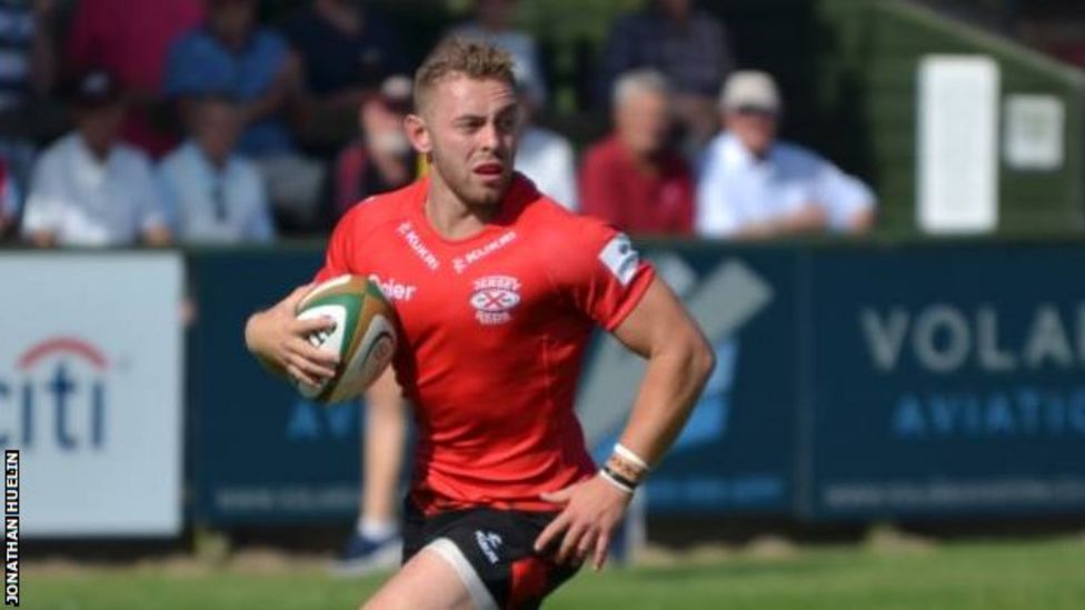 Ross Adair: Jersey Reds back returns to Championship club - BBC Sport