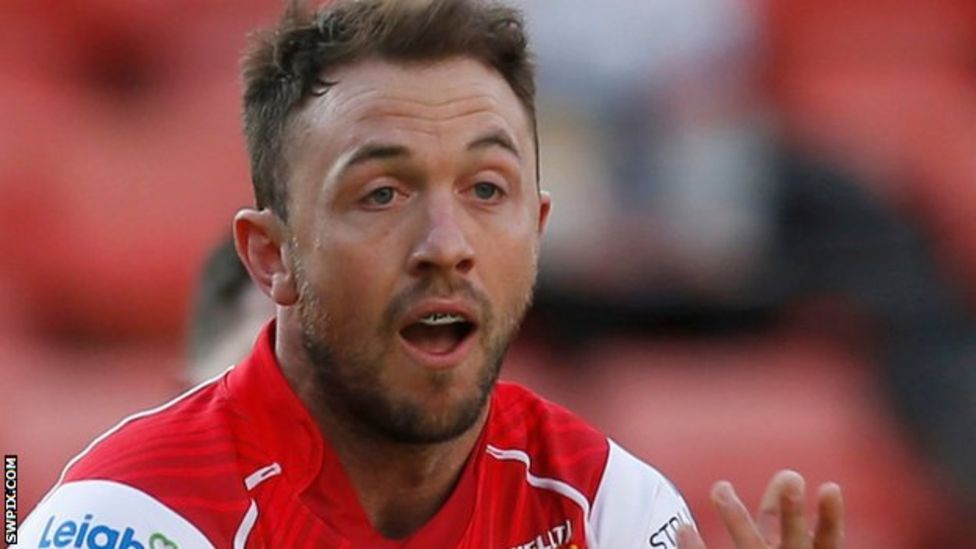 Ryan Brierley: Salford Red Devils sign versatile back from Leigh ...