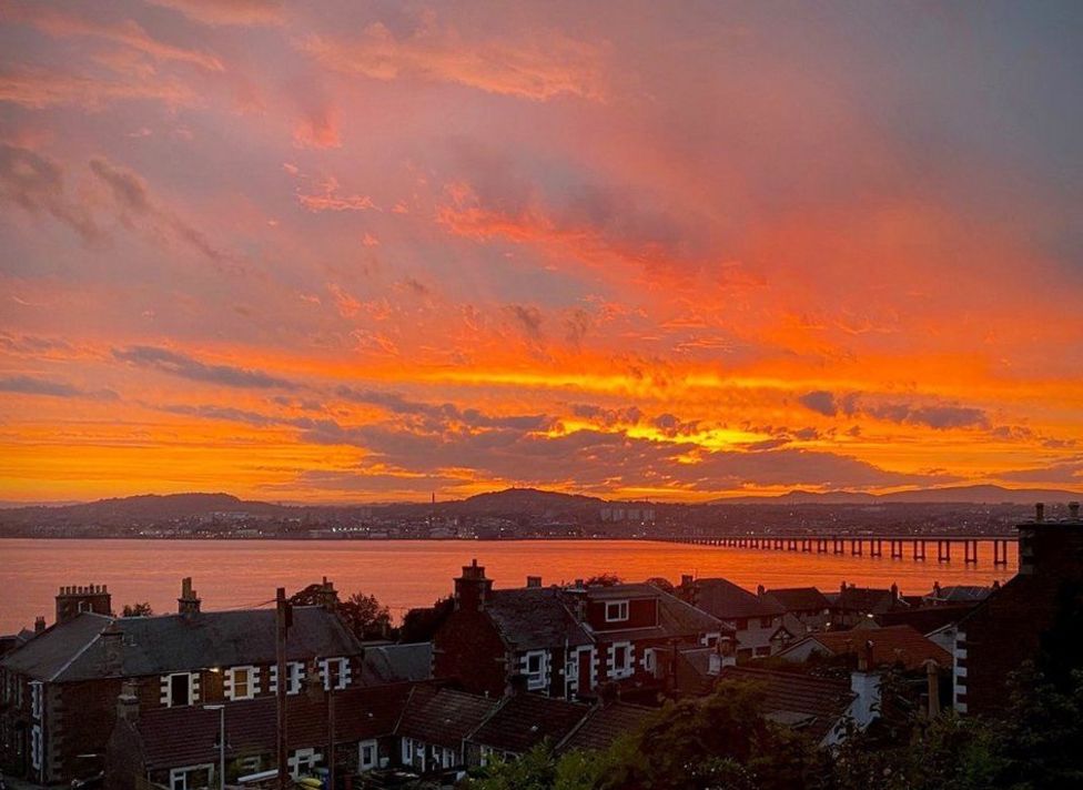 Your Scotland sunset pictures - BBC News