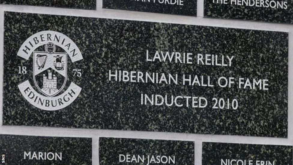 Hibernian fans successful in buying Lawrie Reilly's championship medals ...