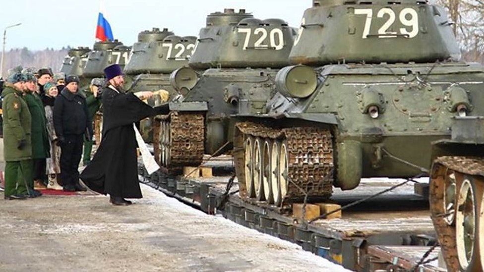 Trainload Of Vintage T 34 Tanks Wows Russians BBC News