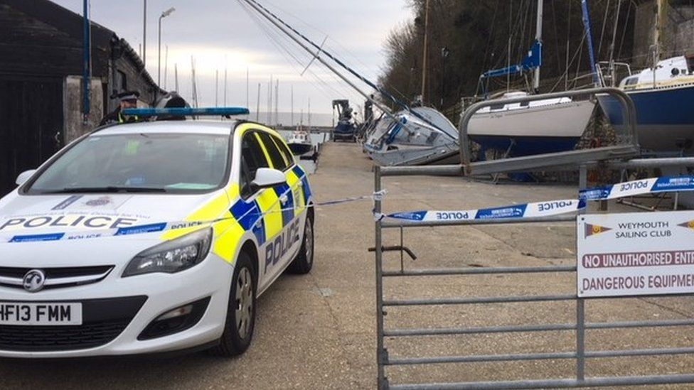 Weymouth boatyard crush victim identified as Kevin Keeler - BBC News