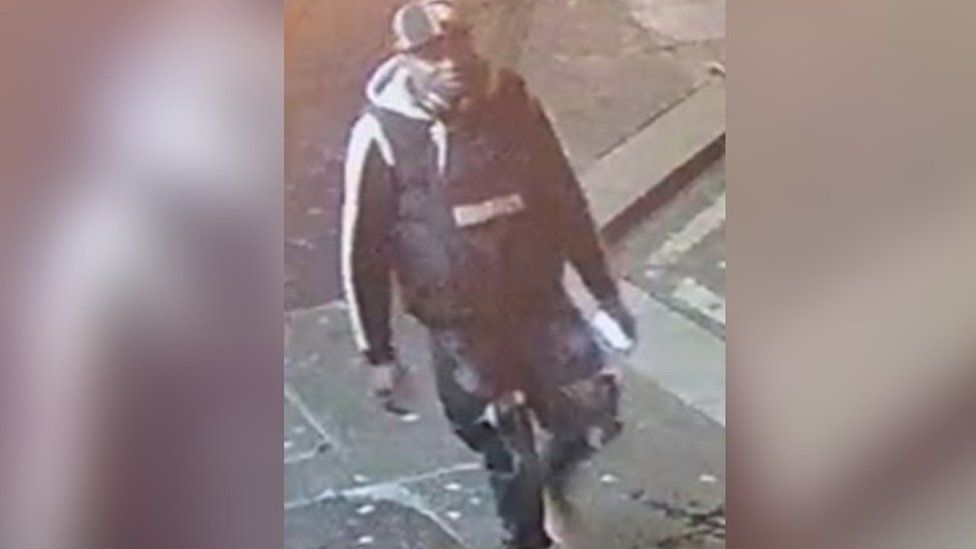 Newcastle rape detectives release image of man - BBC News