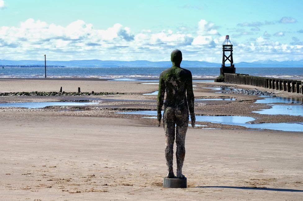 England's Big Picture: 18 April - 24 April 2022 - BBC News