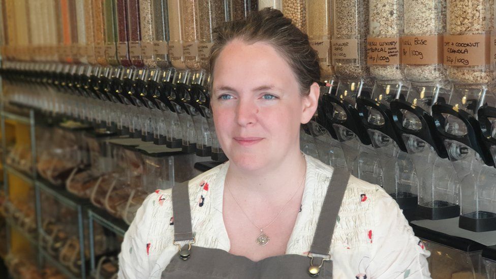 Climate emergency: What are Welsh businesses doing? - BBC News