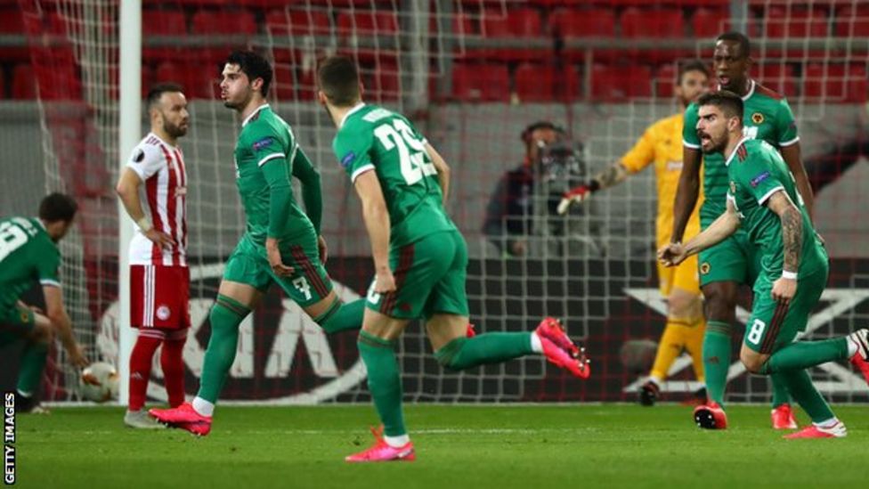 Olympiakos 1-1 Wolves: Pedro Neto scores valuable away goal - BBC Sport
