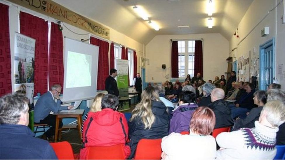 Wanlockhead community buyout considered - BBC News